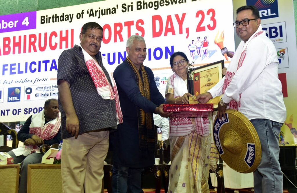 Deepak Kumar Das received the Coach and Sports