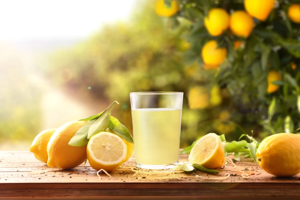 Know the pros and cons of lemonade...